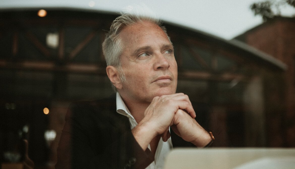 Verslaafd zijn aan je werk: wat zijn de gevolgen en hoe verhelp je het?